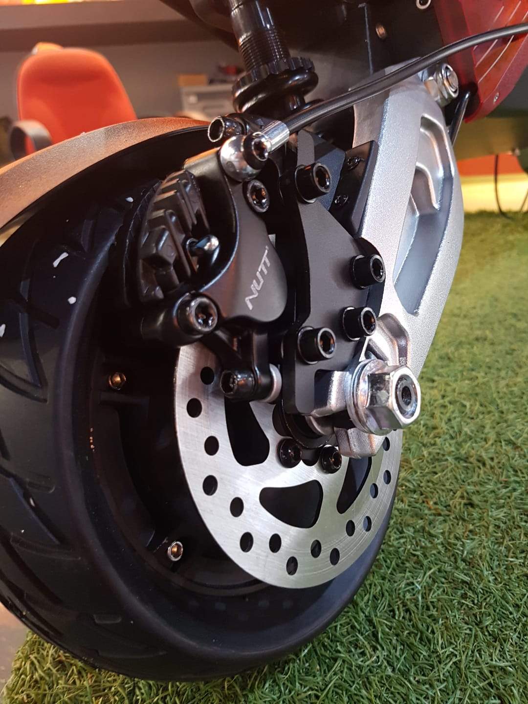 Nutt Hydraulic E-Brakes for ZERO Scooters | ZERO Electric Scooters